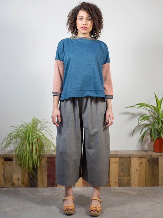 Box Jumper in Indigo x Peach – Antiform